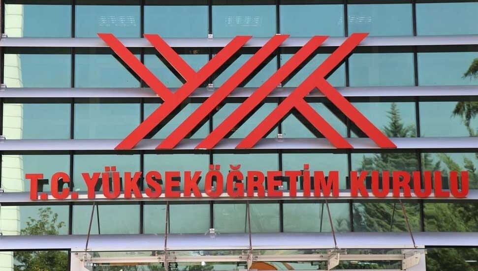 YÖK'ten yeni düzenleme: İlk 400'e girme şartı getirildi