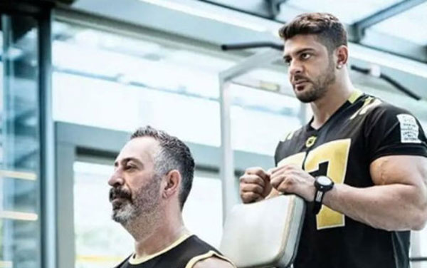 Cem Yılmaz'dan, Kıbrıslı hocası Sami Hamidi ile röportaj: "Sami ile a