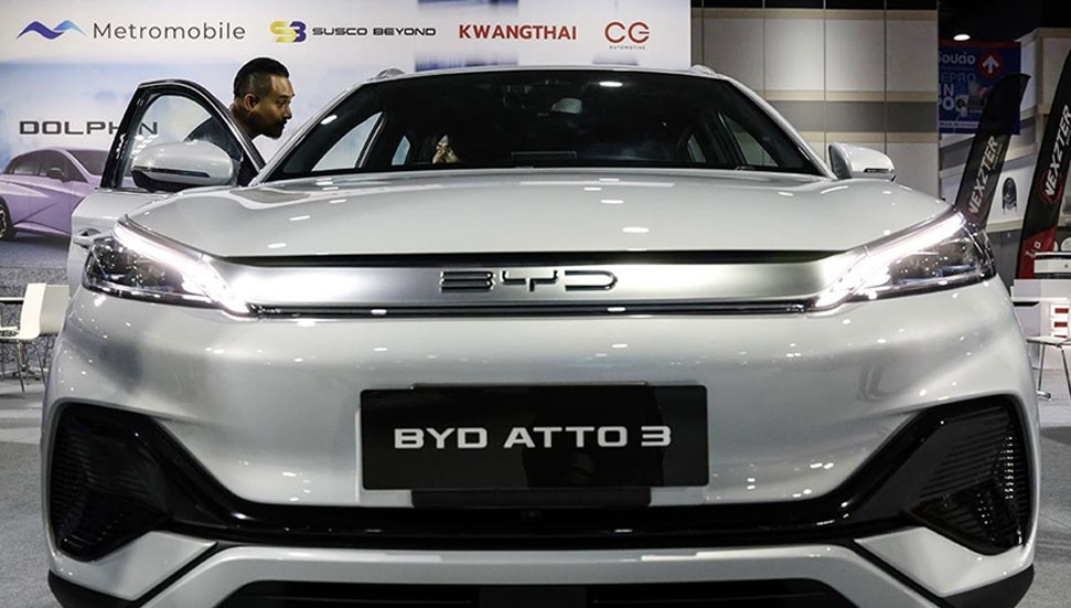 BYD, elektrikli araç satışlarında Tesla'yı geride bıraktı