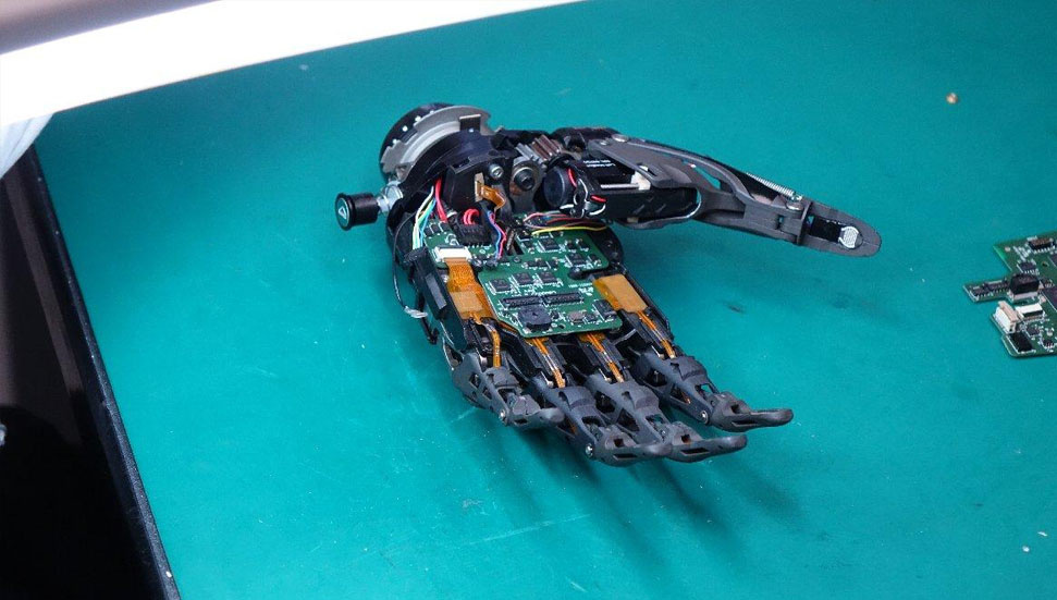 Biyonik el Bluetooth ile güncellenecek